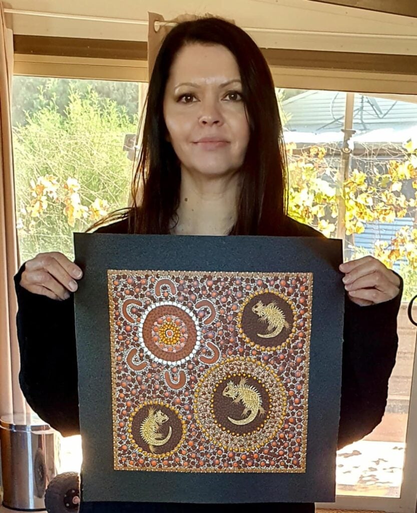 Kathleen Buzzacott / Children Playing With Bearded Dragons (KB202)